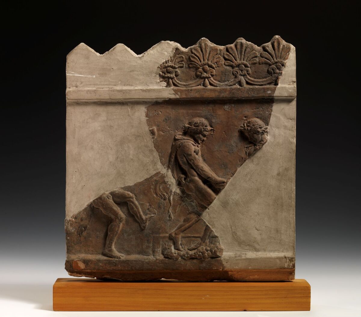 Ukjent kunstner, Campana-relieff med vinstampende satyrer ...