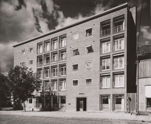 Karl Teigen, Reidar Winge Lund, Pedersen & Lund, Arne Pedersen ...