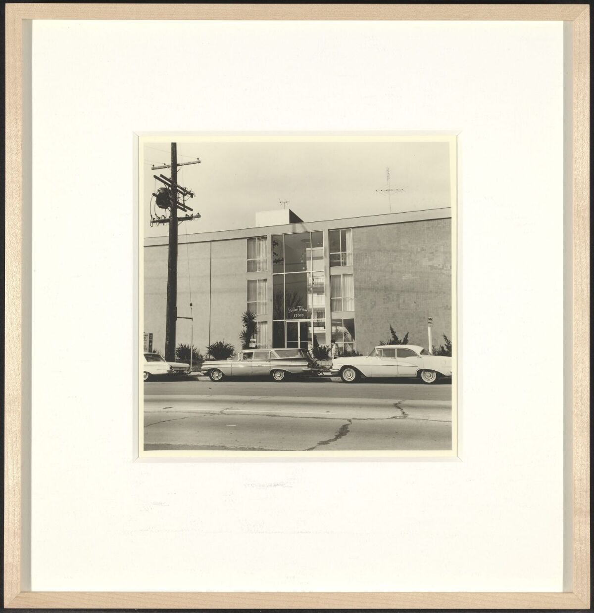 Edward Joseph Ruscha, Linden Terrace – Nasjonalmuseet – Samlingen