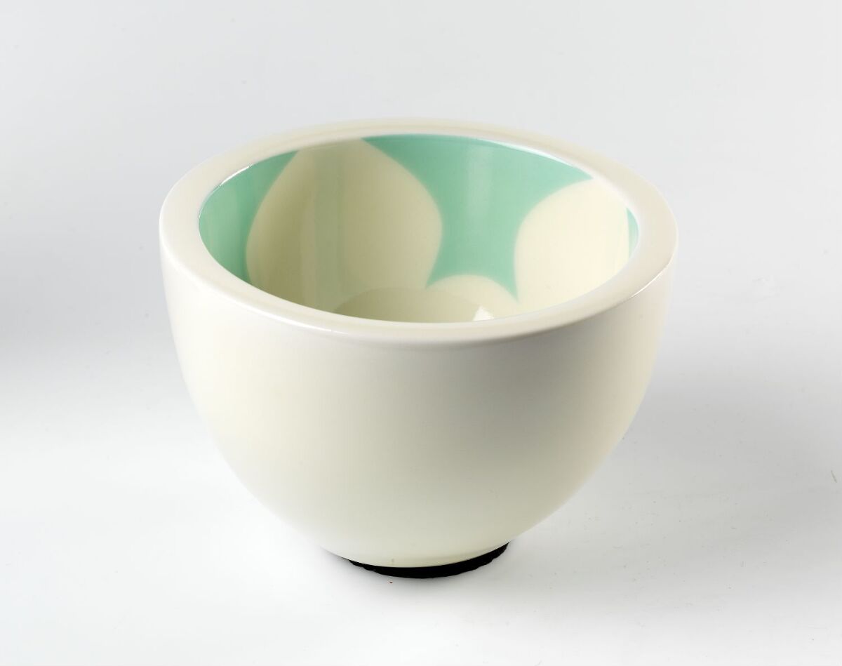 Stine Rommetveit, Vase – Nasjonalmuseet – Samlingen