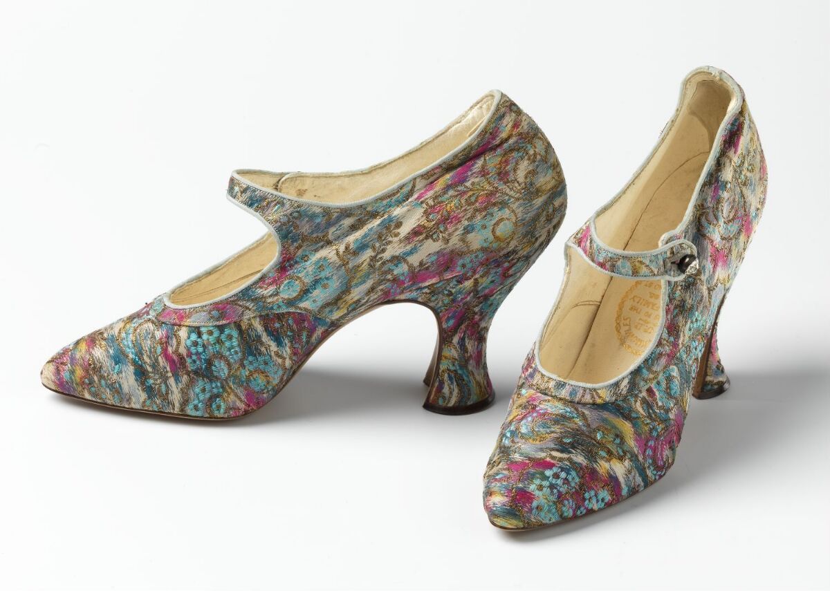 Hook Knowles & Co. Ld., Sko – Nasjonalmuseet – Samlingen