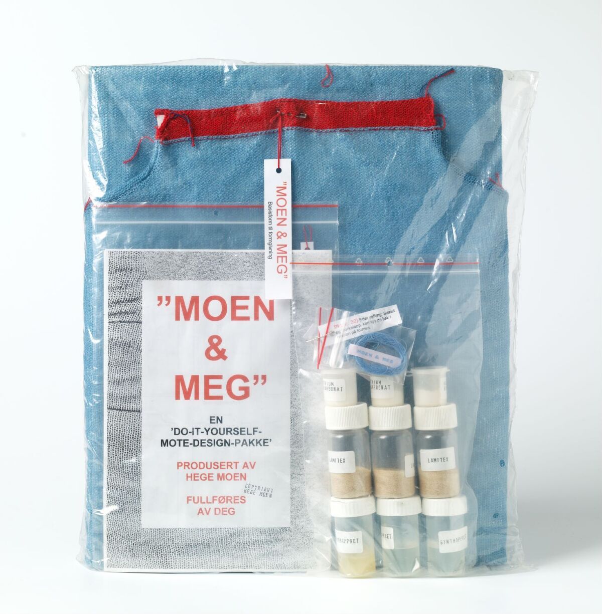 Hege Moen, Drakt – Nasjonalmuseet – Samlingen